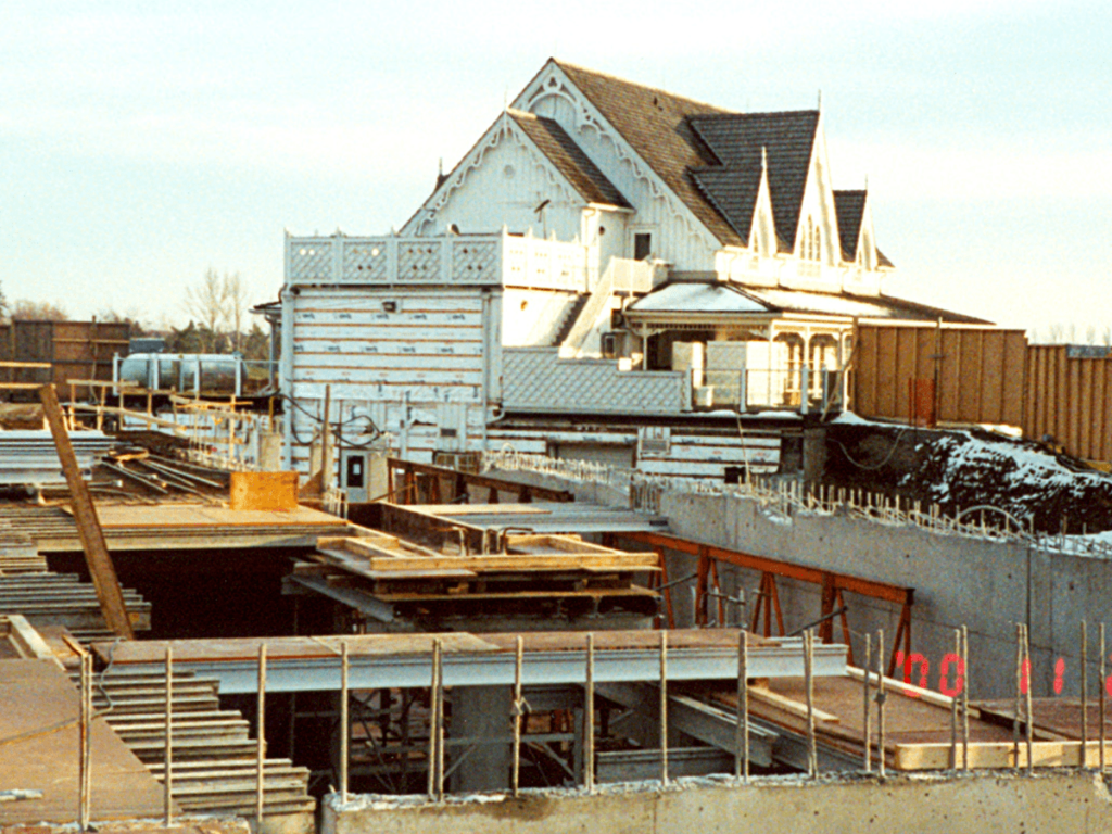 About Us - Who We Are | Angus Glen Golf Club