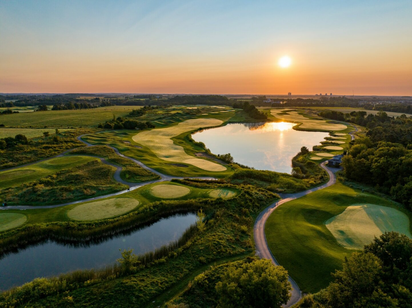About Us - Who We Are | Angus Glen Golf Club